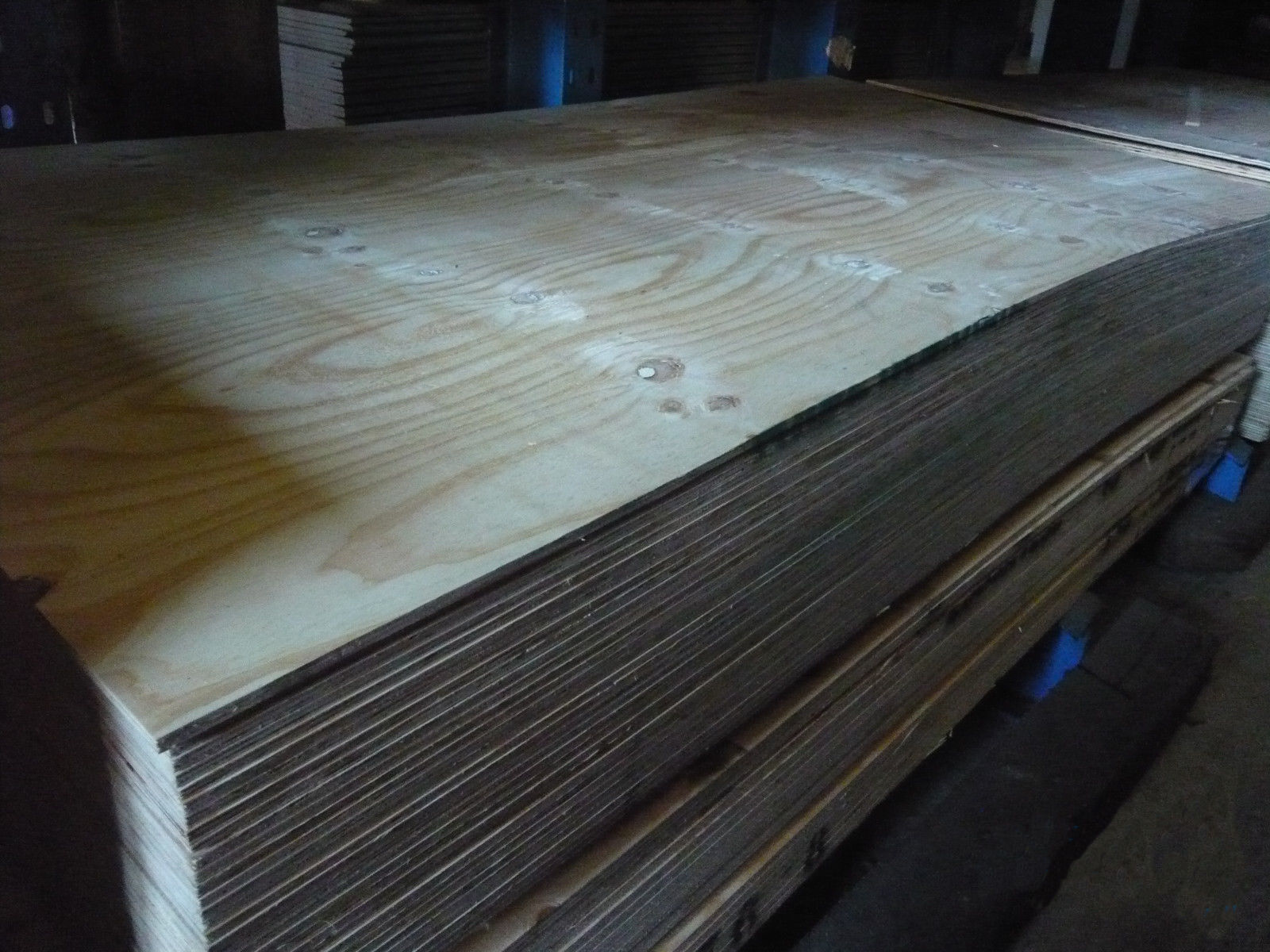 Sperrholz Elliottis-Pine C+/C WBP | Sperrholz | Platten | Holz-Brehe Shop